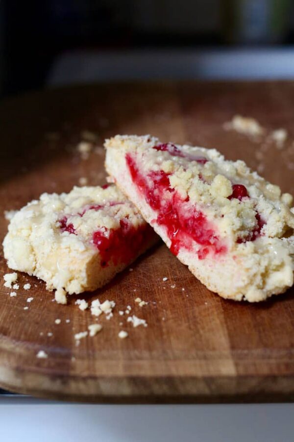 Red Currant Crumble Cakes - Days of Jay