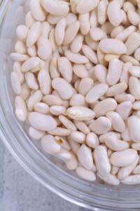 How to make delicious British Style Baked Beans - Days of Jay