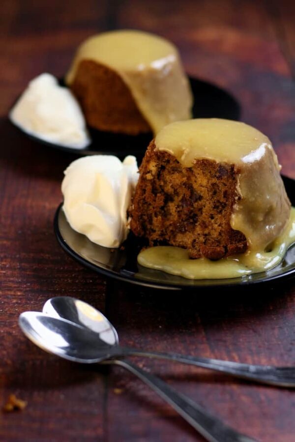 How to make easy Sticky Toffee Pudding - Days of Jay