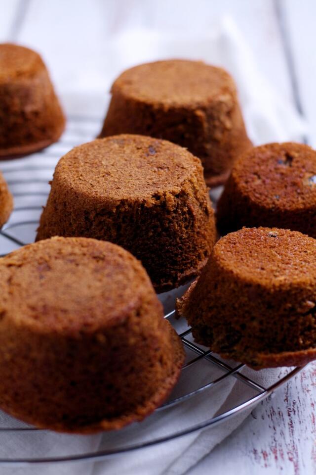 How to make easy Sticky Toffee Pudding - Days of Jay