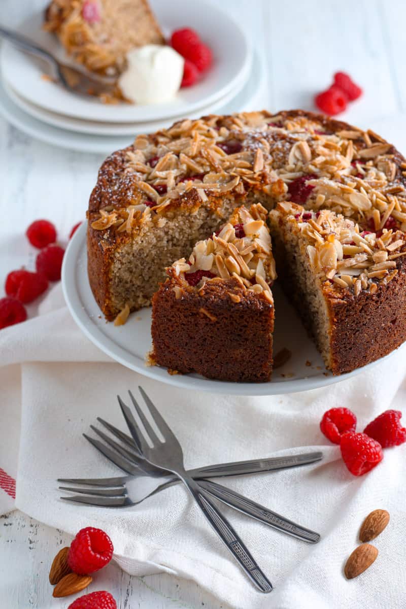 How to make Raspberry and Almond Cake - Days of Jay