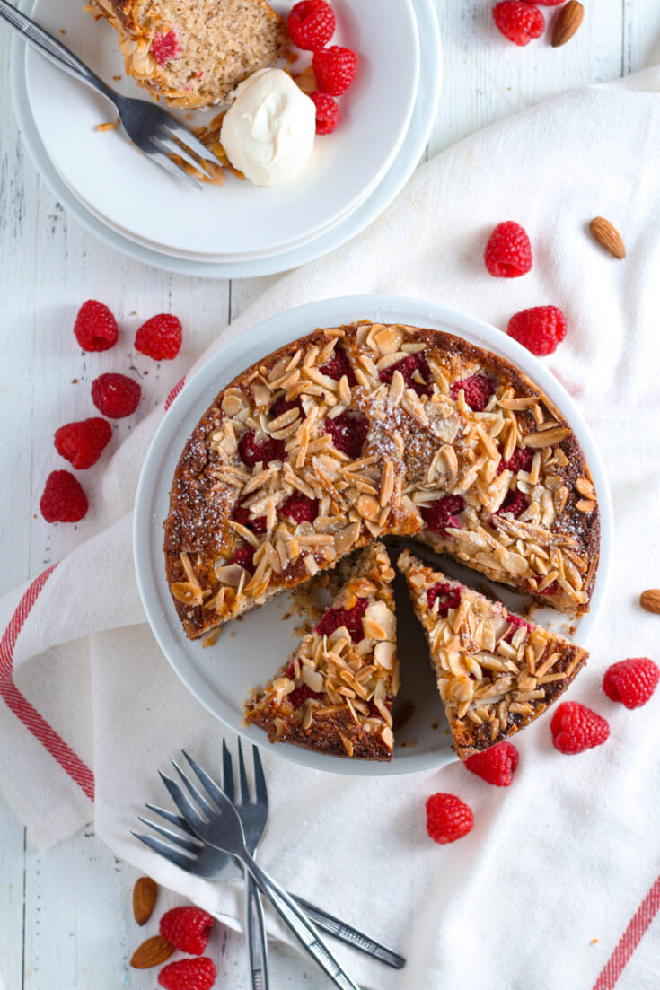 How to make Raspberry and Almond Cake - Days of Jay