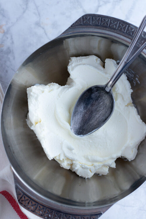 How to make a perfect Käsekuchen - German Cheesecake Recipe