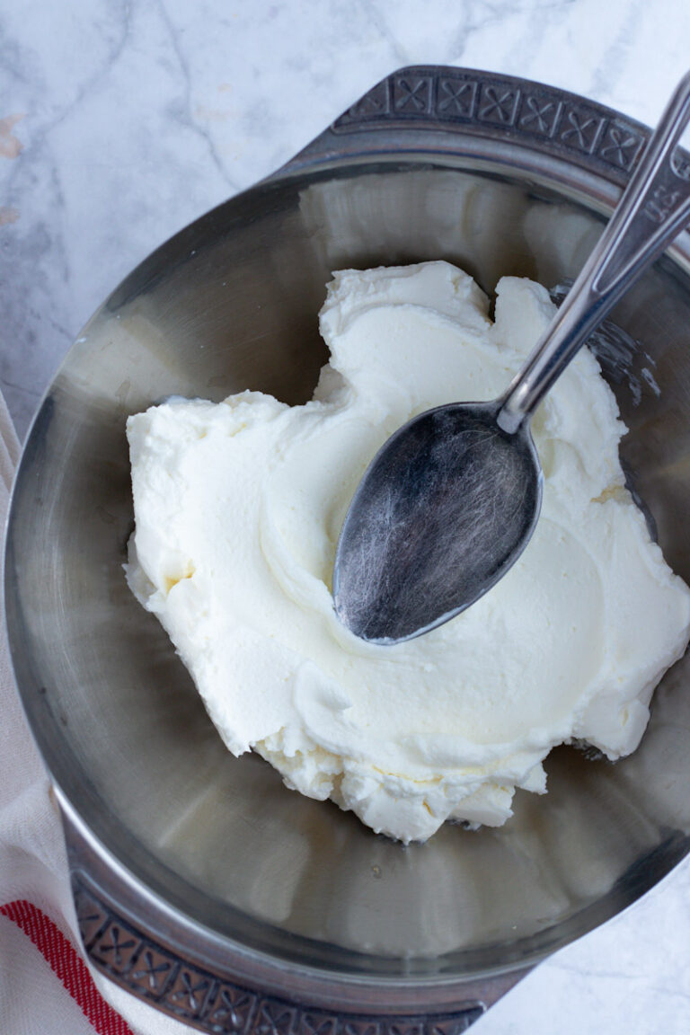 How to make a perfect Käsekuchen - German Cheesecake Recipe