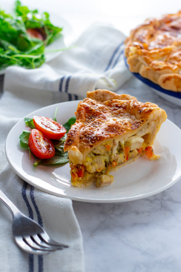 How To Make A Double Crust Creamy Chicken Pie Days Of Jay