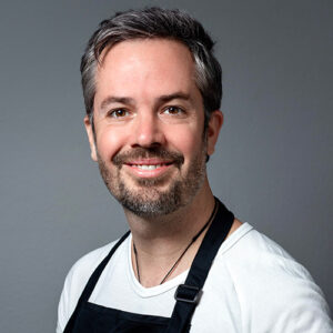 How To Make Spicy Red Pepper Jelly (Without Added Pectin) - Days of Jay